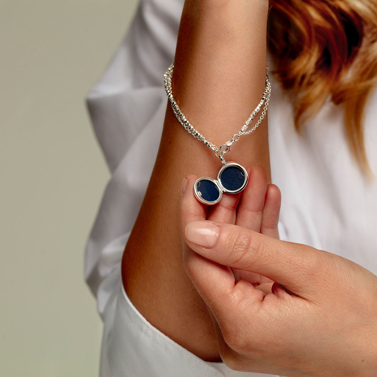 Silver Nugget Round Locket Bracelet | Add Photos & Engraving – LOVELOX