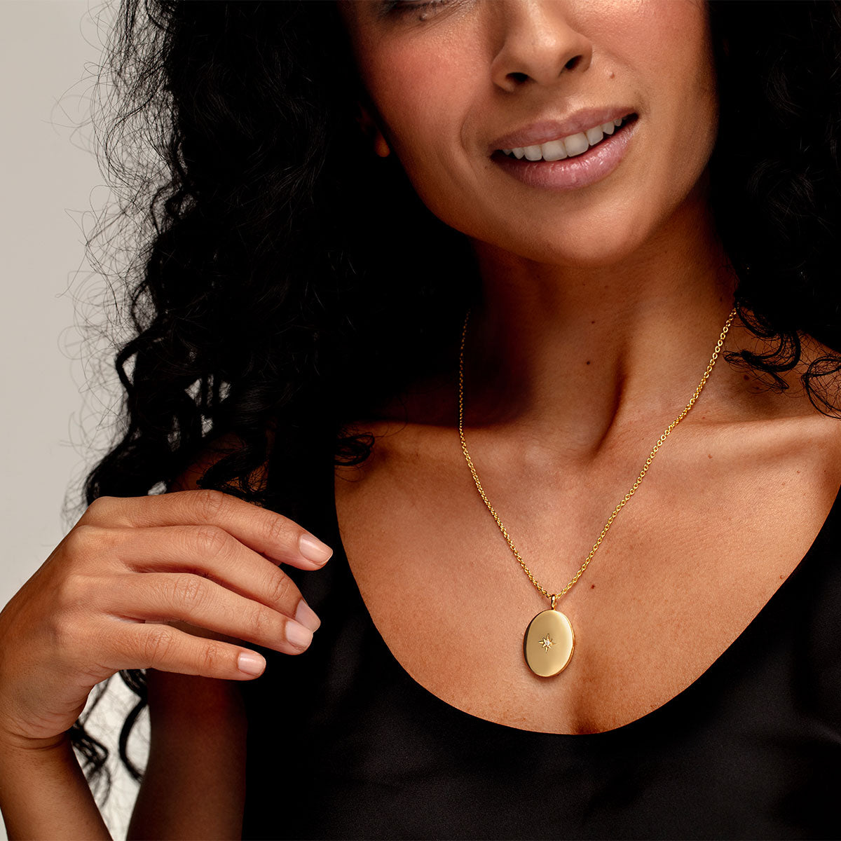 Large Gold Oval Locket With Clear Crystal – LOVELOX